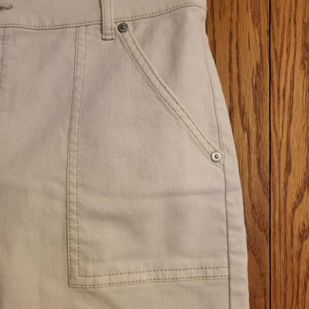 LOFT | Jeans | Nwt Loft Cream The Girlfriend Mid Rise Regular Fit ...